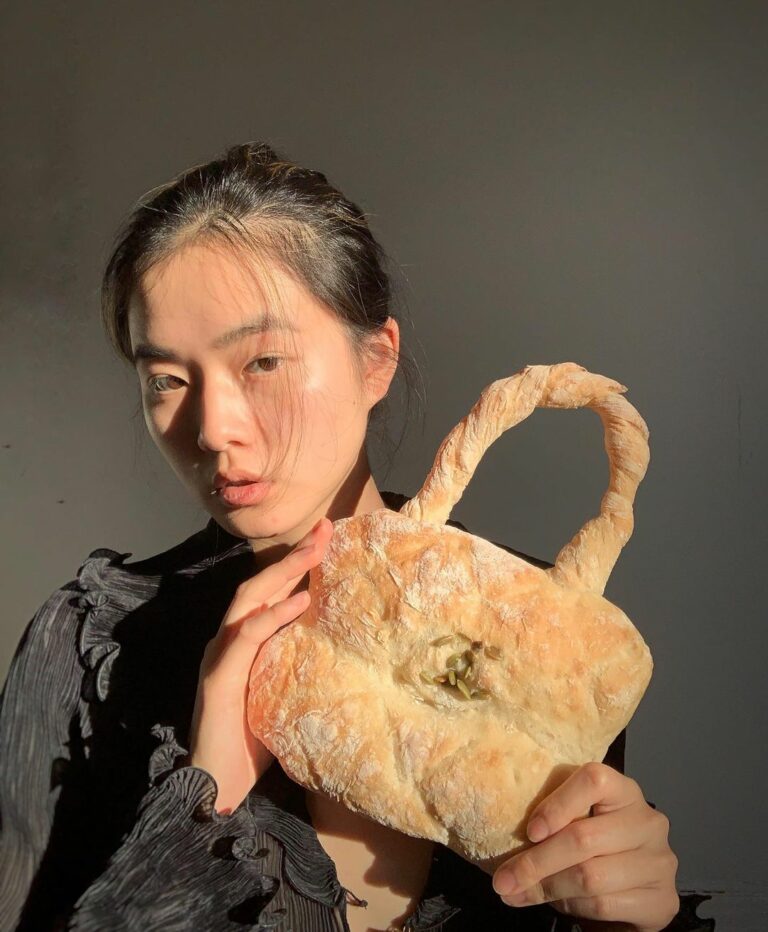 Leahsfieldnotes Net Worth: Annual Income, How Rich is Leah Wei